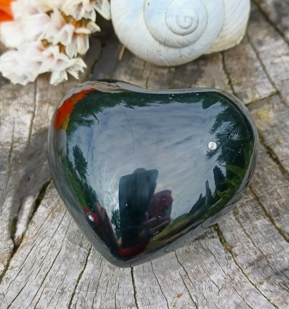 Obsidián duhový srdce 53g | Malachitová skříňka e-shop s kameny, šperky ...